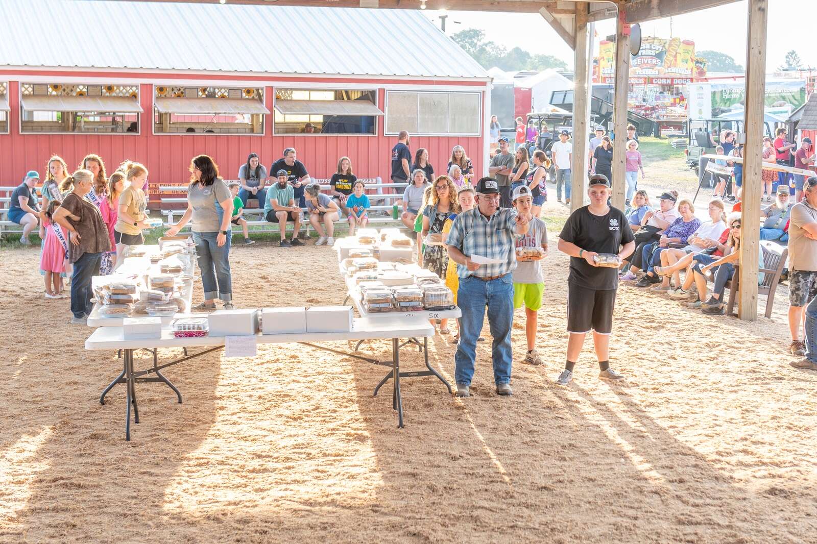 A piece of cake: Butler Farm Show auction raises dough for farm ...